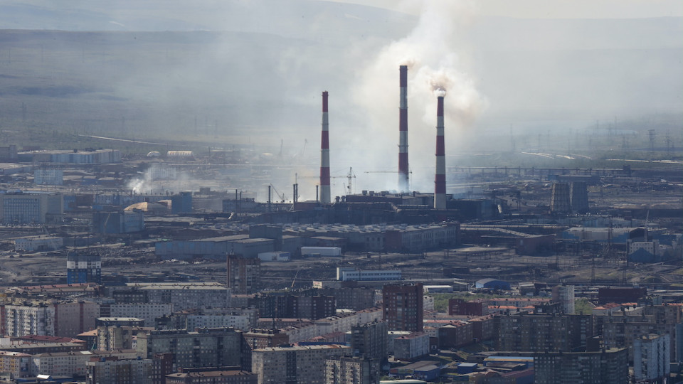 «Модель роста сломана». Росстат отчитался о падении почти всех отраслей ...